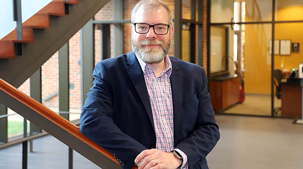 Class of 2027 Recognizes Visiting Professor Bryan Lammon as Outstanding ...